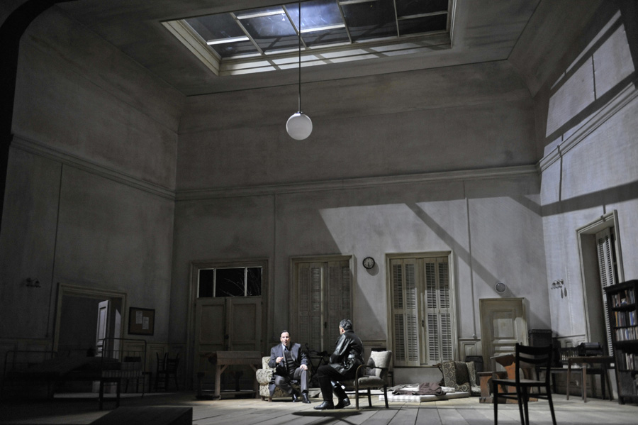 Vincenzo BelliniNORMAInszenierung Moshe Leiser,Patrice Caurier ...